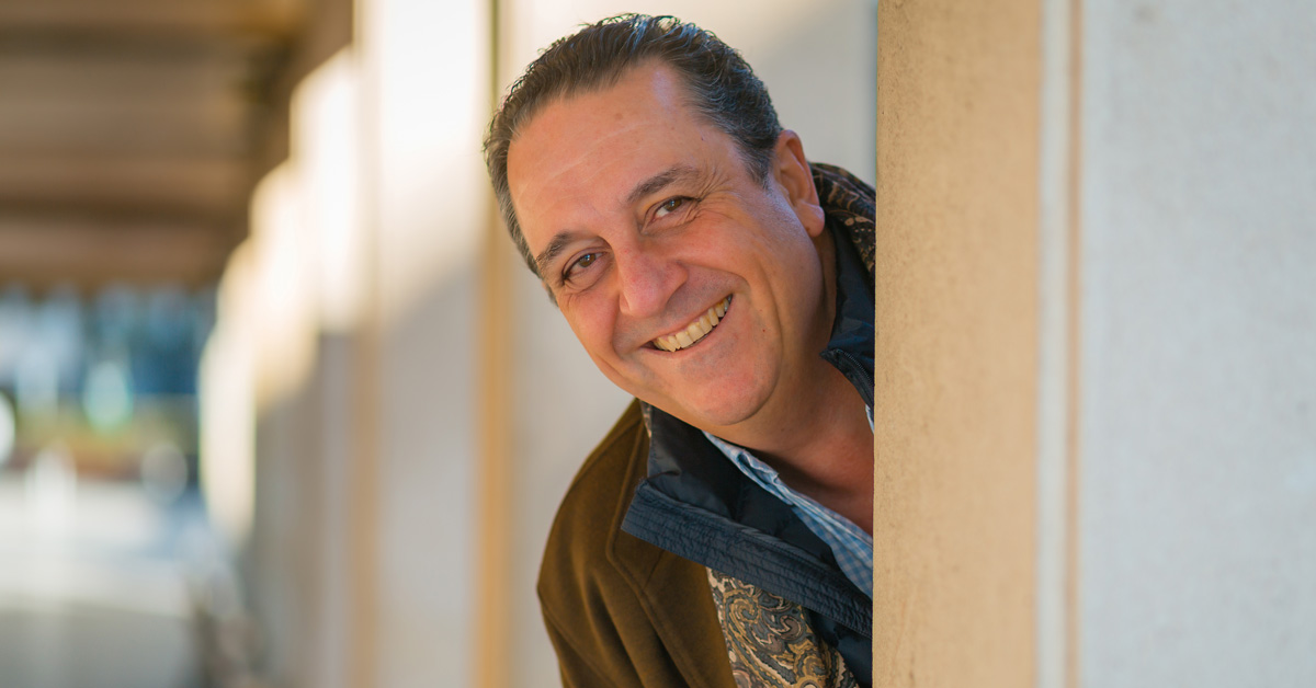 El Mundo muestra el lado personal del Dr. Soler - FacoElche.com